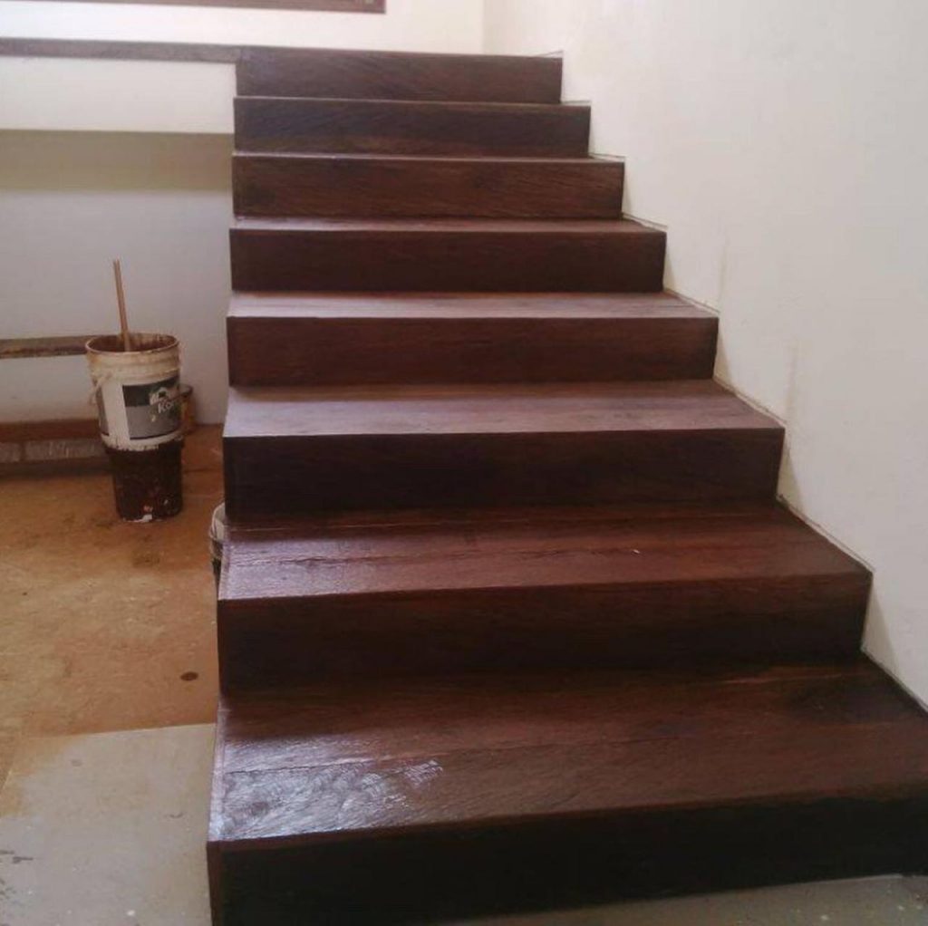 Escalera de madera para segundo piso Bogota - Escaleras de Madera